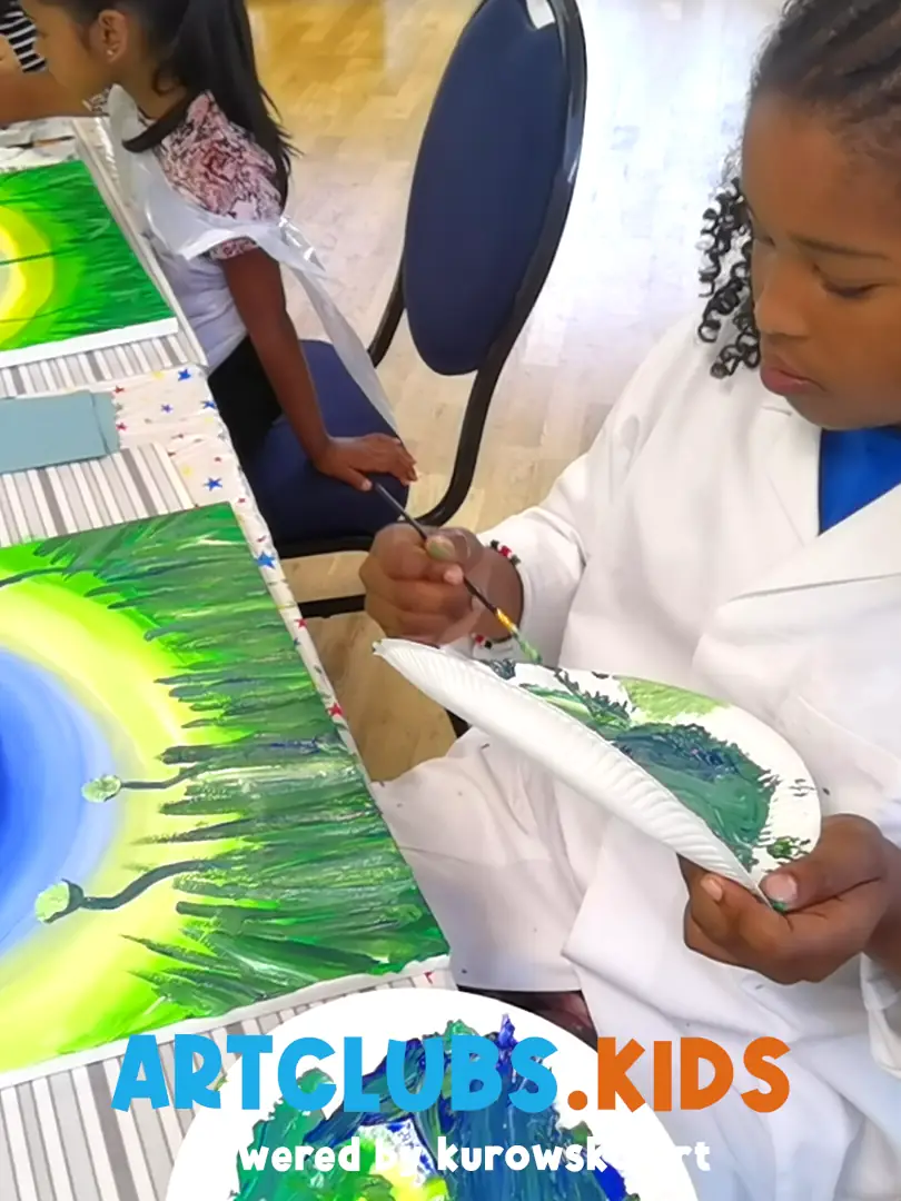Art Classes for Kids: Acrylic Painting, Drawing and Watercolour