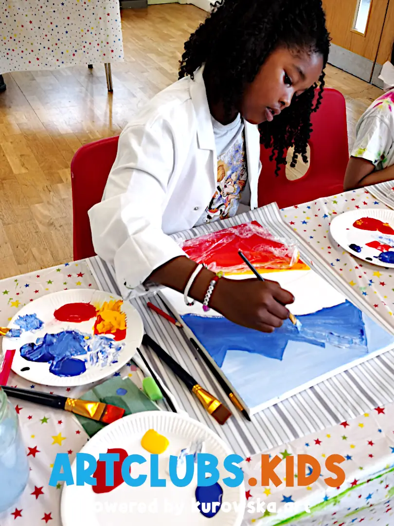 Art Classes for Kids: Acrylic Painting, Drawing and Watercolour